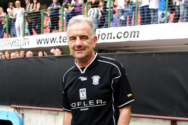 Gene Gnocchi: la vita privata, la biografia e le curiosità sul comico