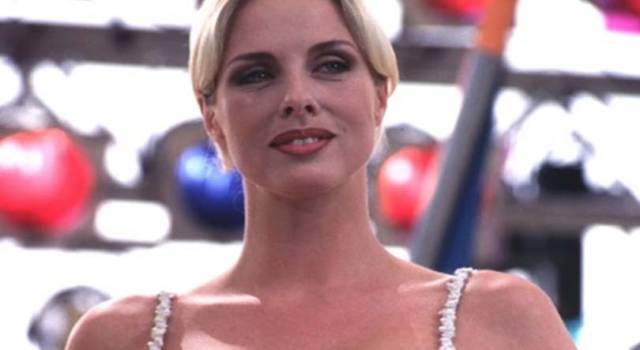 Chi è Ela Weber: biografia e vita privata della showgirl