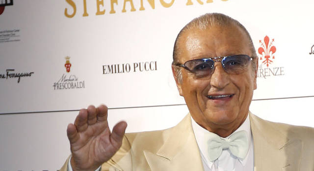 Chi è Tony Renis: biografia, vita privata e curiosità sul cantautore