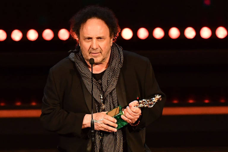 Chi è Enzo Avitabile: biografia, vita privata e curiosità