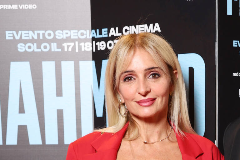Chi è Claudia Benassi, attrice e conduttrice: carriera e vita privata