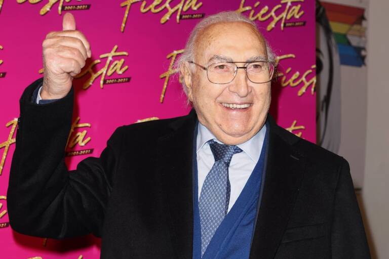 Pippo Baudo e l’eredità milionaria: tre testamenti e guerra tra eredi