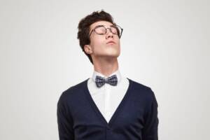Snob: cosa vuole dire e quando si usa questa parola?