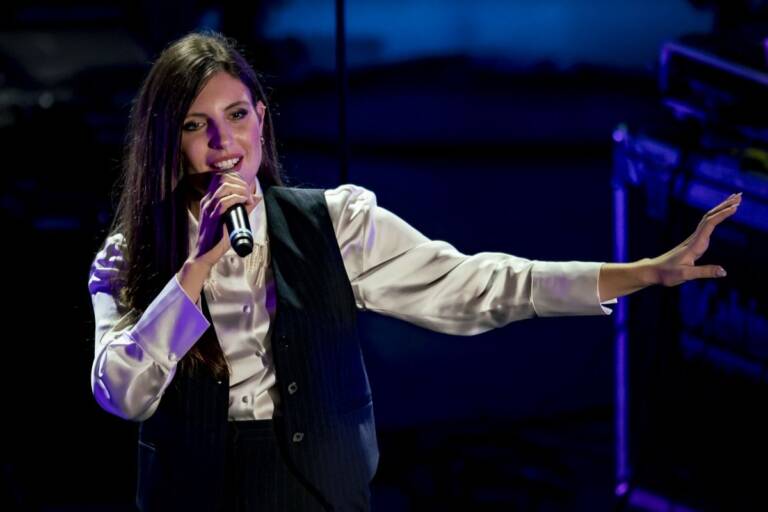 Chi è Claudia Benassi, attrice e conduttrice: carriera e vita privata