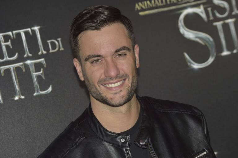 Chi è Tedua, il rapper di Mowgli: la carriera e la vita privata