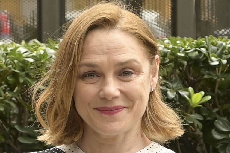 Chi è Fabrizia Sacchi, l’attrice de Il Commissario Ricciardi