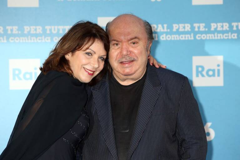 Lino Banfi presenta la nipote Matilde: video