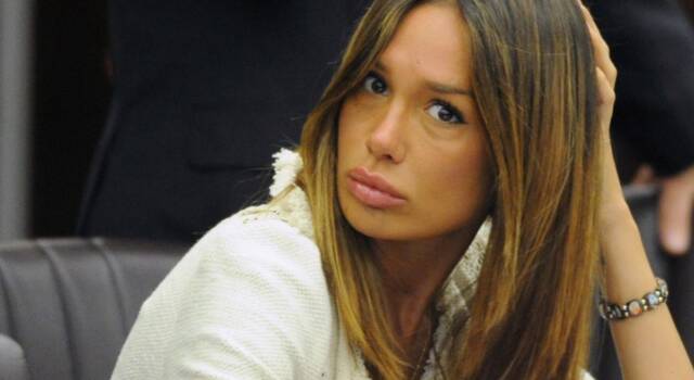 Chi è Nicole Minetti, la showgirl con un passato in politica