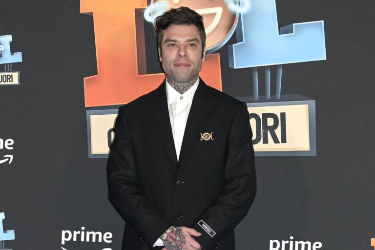Fedez, quanto manca al parto di Giulia Honegge: la fuga d'amore