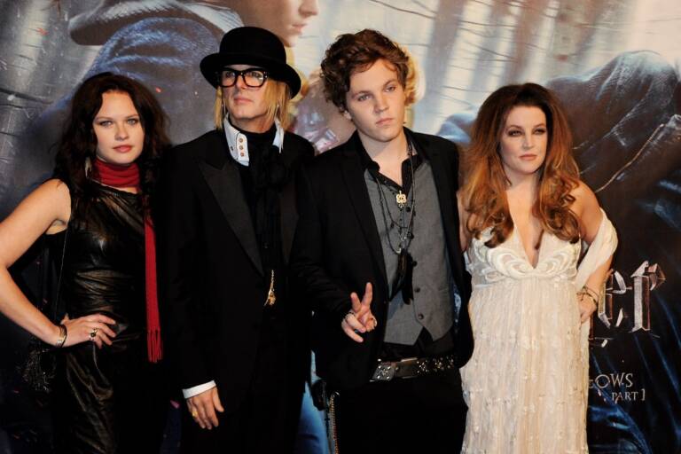 Lisa Marie Presley shock: il corpo del figlio morto in casa per due mesi