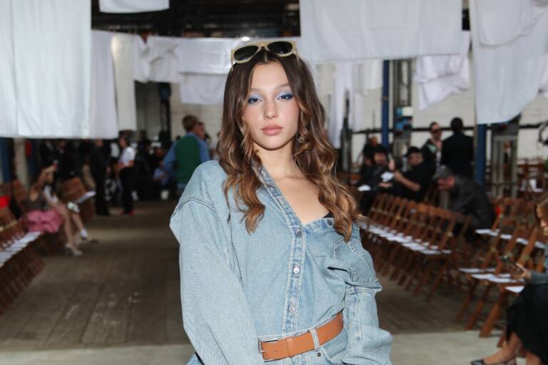 Chi è Giulia Toscano, sorella di Sarah accostata ad Achille Lauro